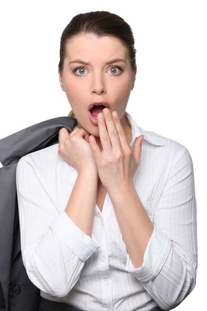 How to Use Body Language to Improve Your Self-Confidence